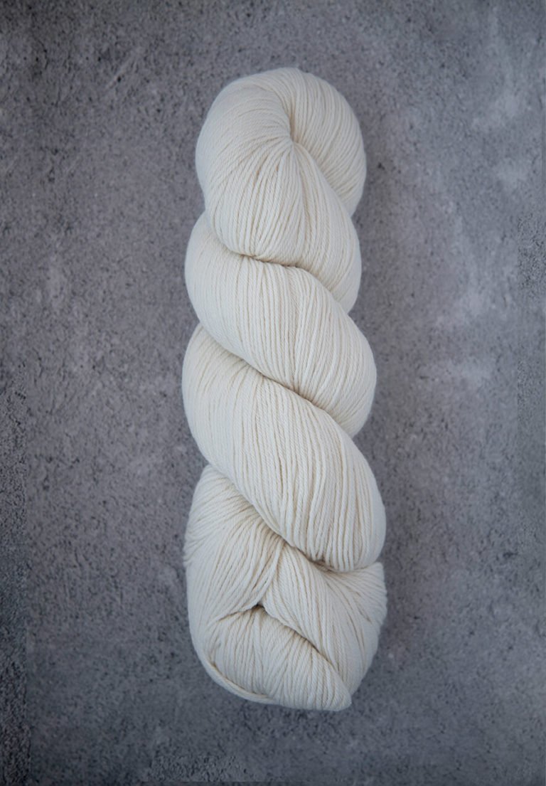 Ivory - Extra-fine wool blended with Royal alpaca